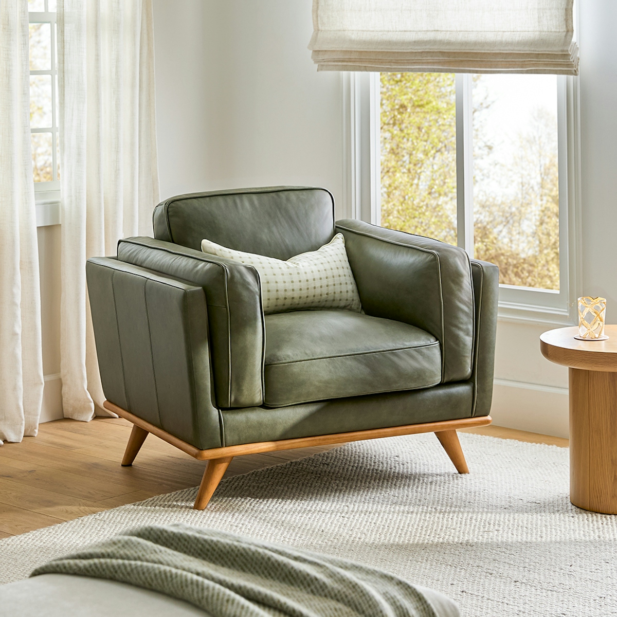 Charme Green Leather w/ Honey Oak Lounge Chair | Timber Collection ...