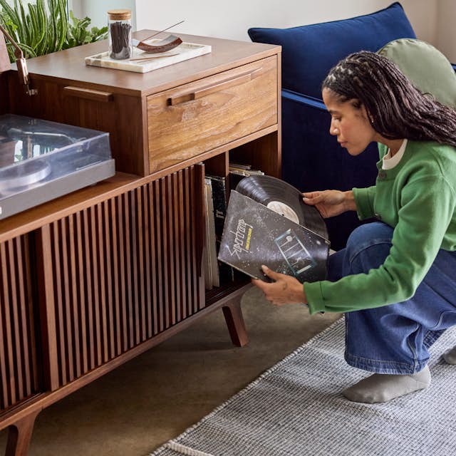 Jokuna American Walnut Vinyl Media Unit w/ Sliding Doors and Record ...